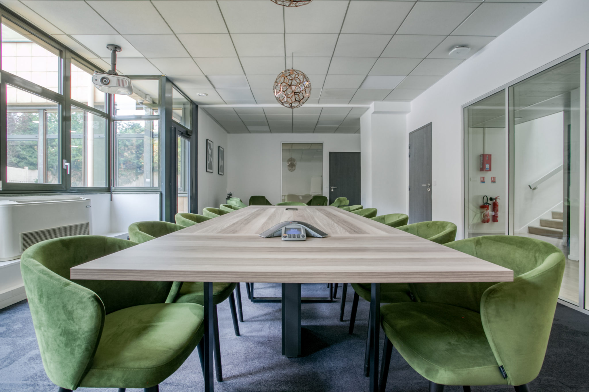 Réduire le bruit dans un open space - AMSO plans et travaux