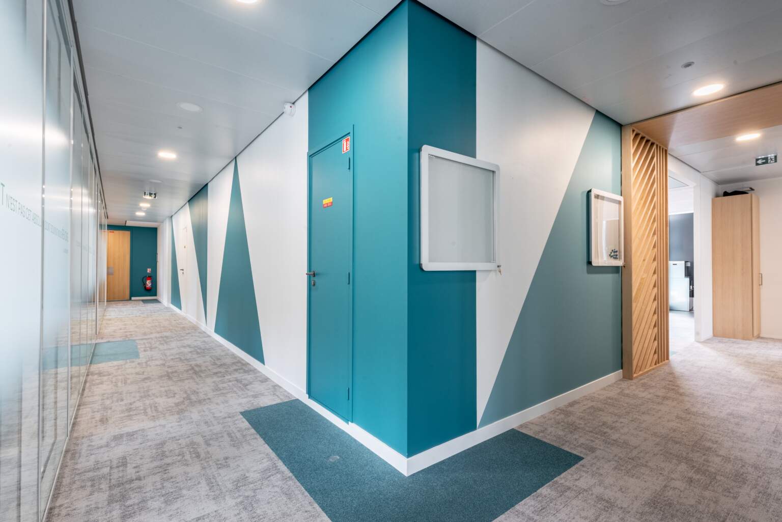 Aménagement d’un plateau de bureau en solution flex office - AMSO plans ...