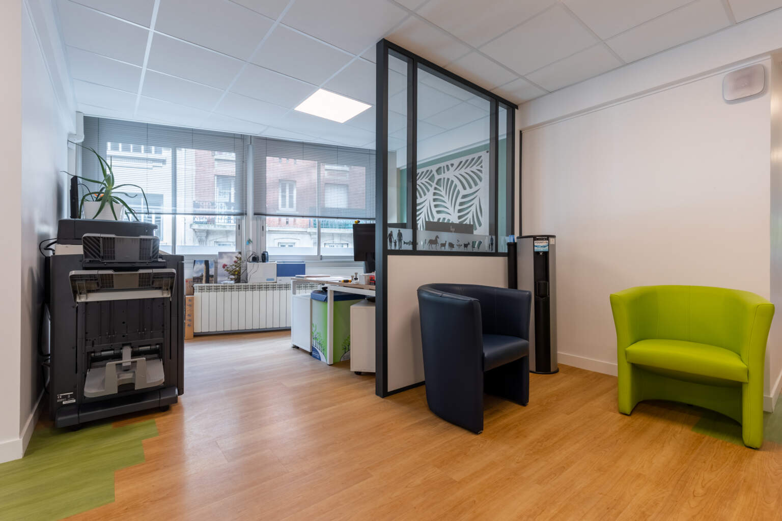 Travaux d'aménagement de bureaux professionnels - AMSO plans et travaux